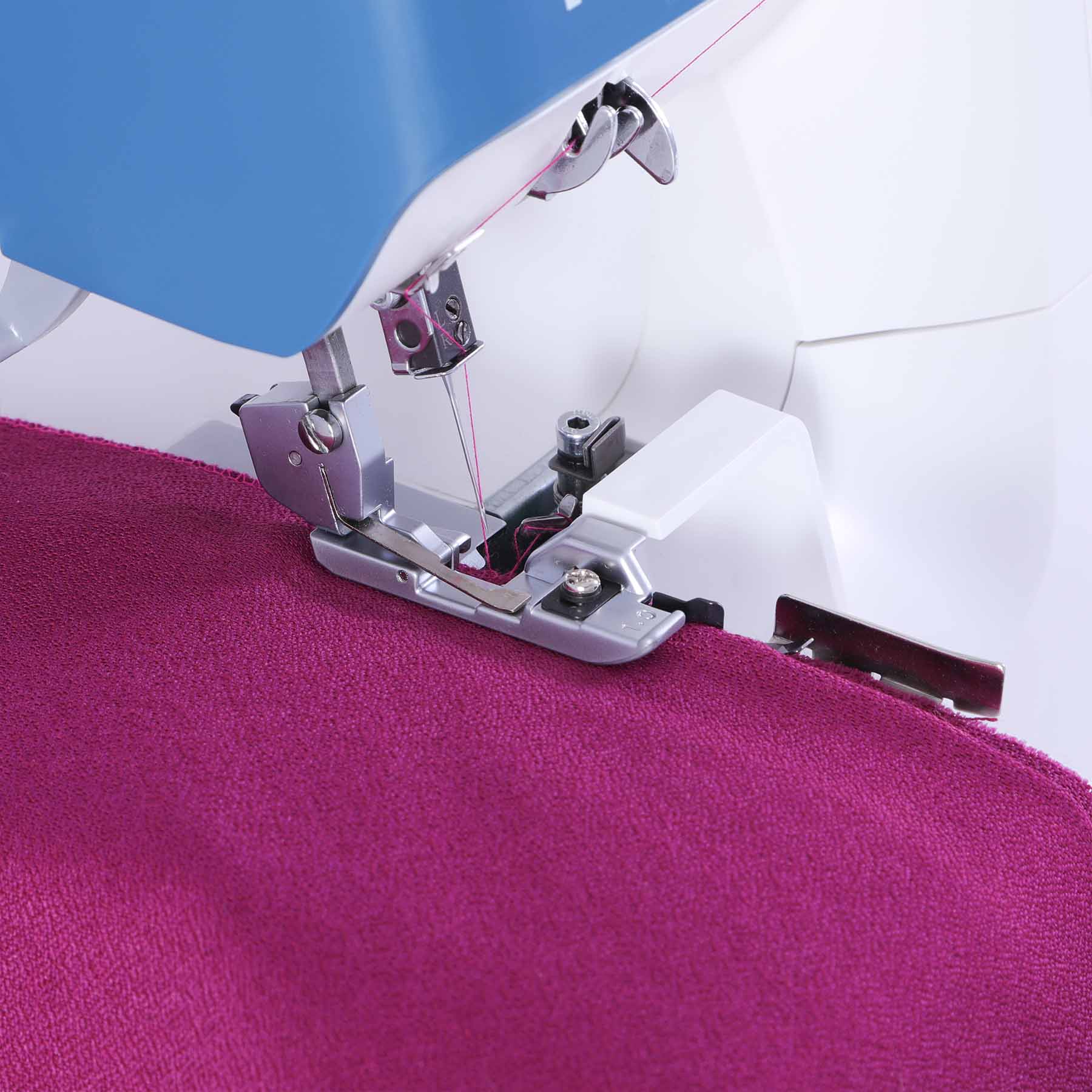 PFAFF® Blindhem Foot for admire™ 1000 Overlock Machine | PFAFF®